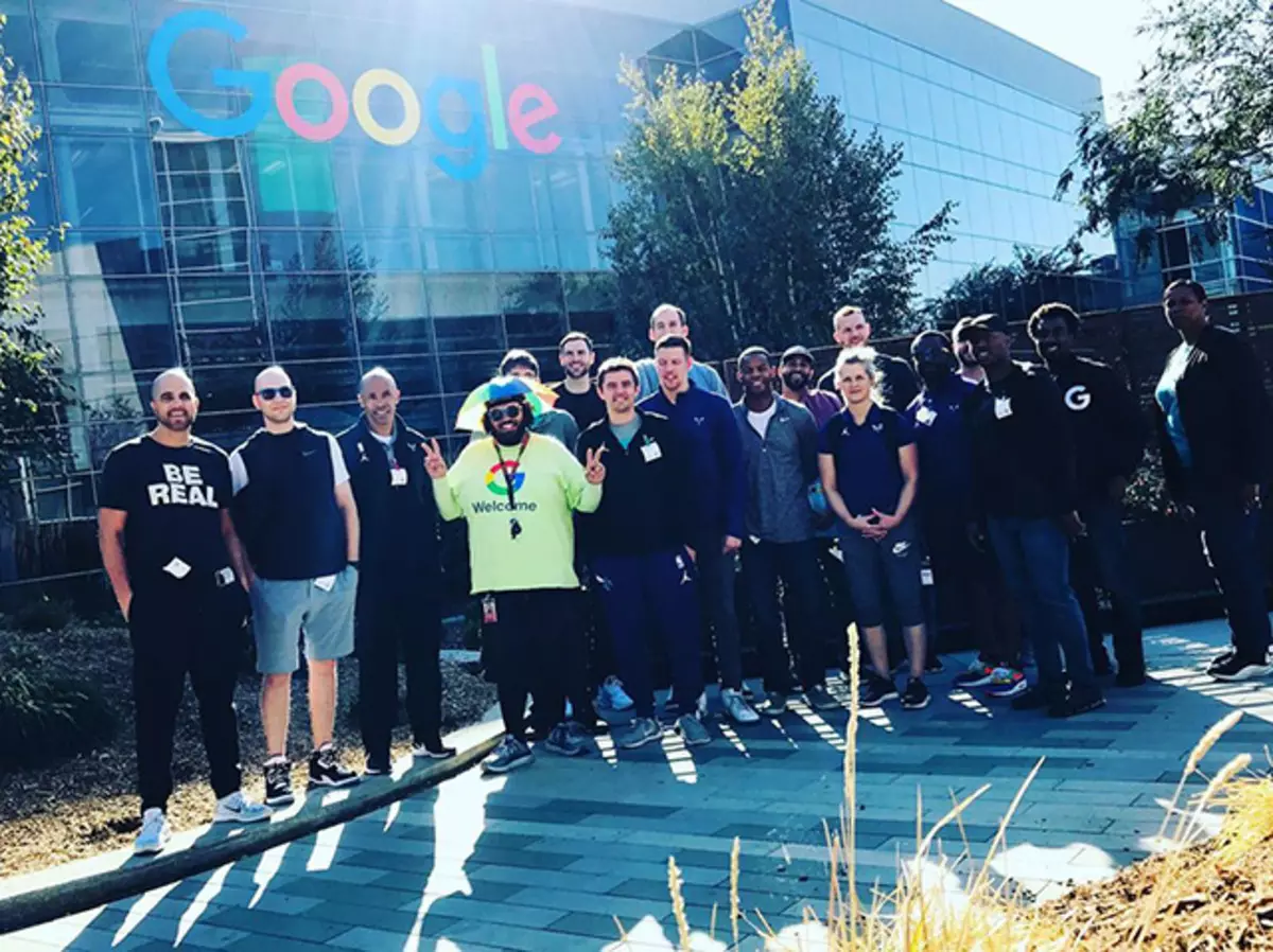 Charlotte Hornets chez Google