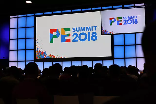 Фотографії Google Apperts Summit Фотографії