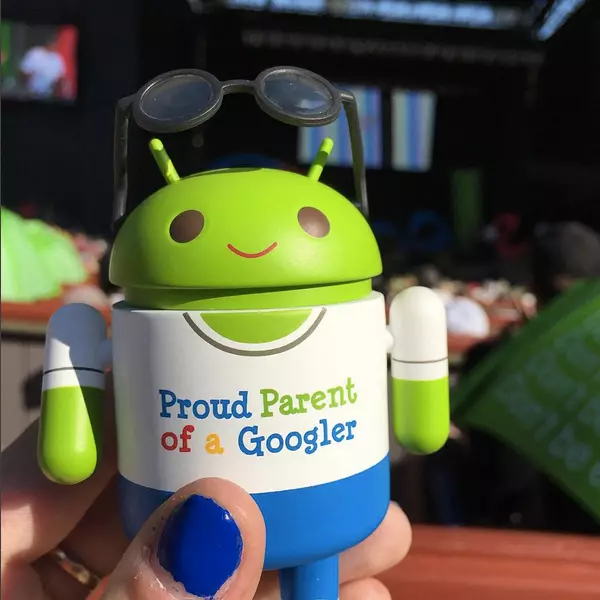 Google Ата-аналар көне Android Toy