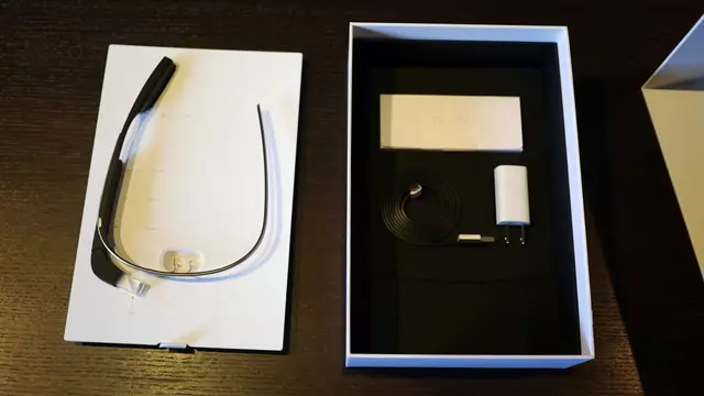 Google Glass Unboxing.