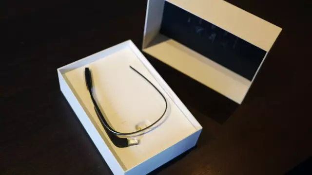 Google Glass Unboxing.