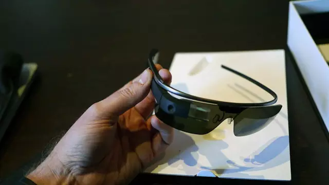 Google Glass Unboxing.