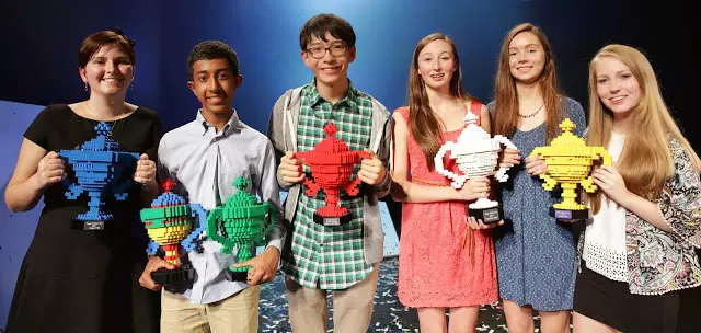 2014 LEGO Trofeos para os gañadores de Google Science Fair